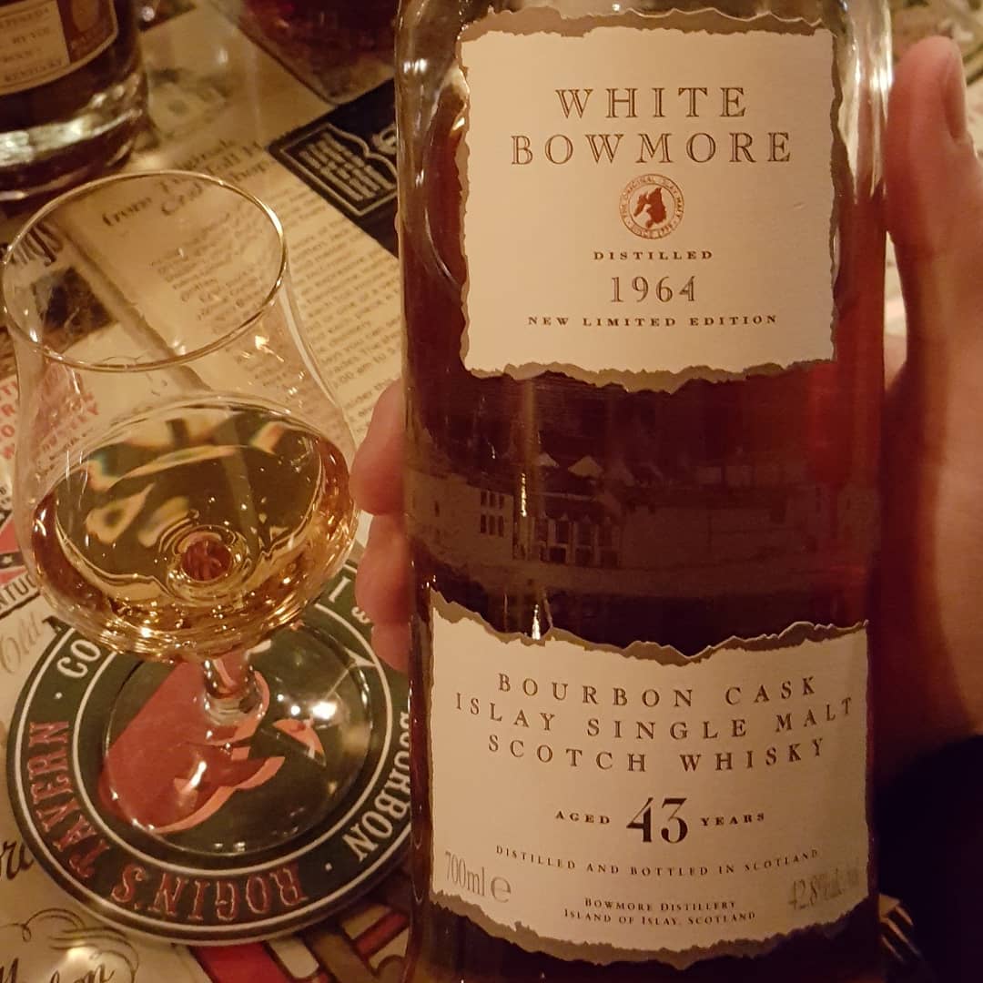 White Bowmore 1964, 43 years, b.2008, 532/732, 42.8% abv. – 88 Bamboo